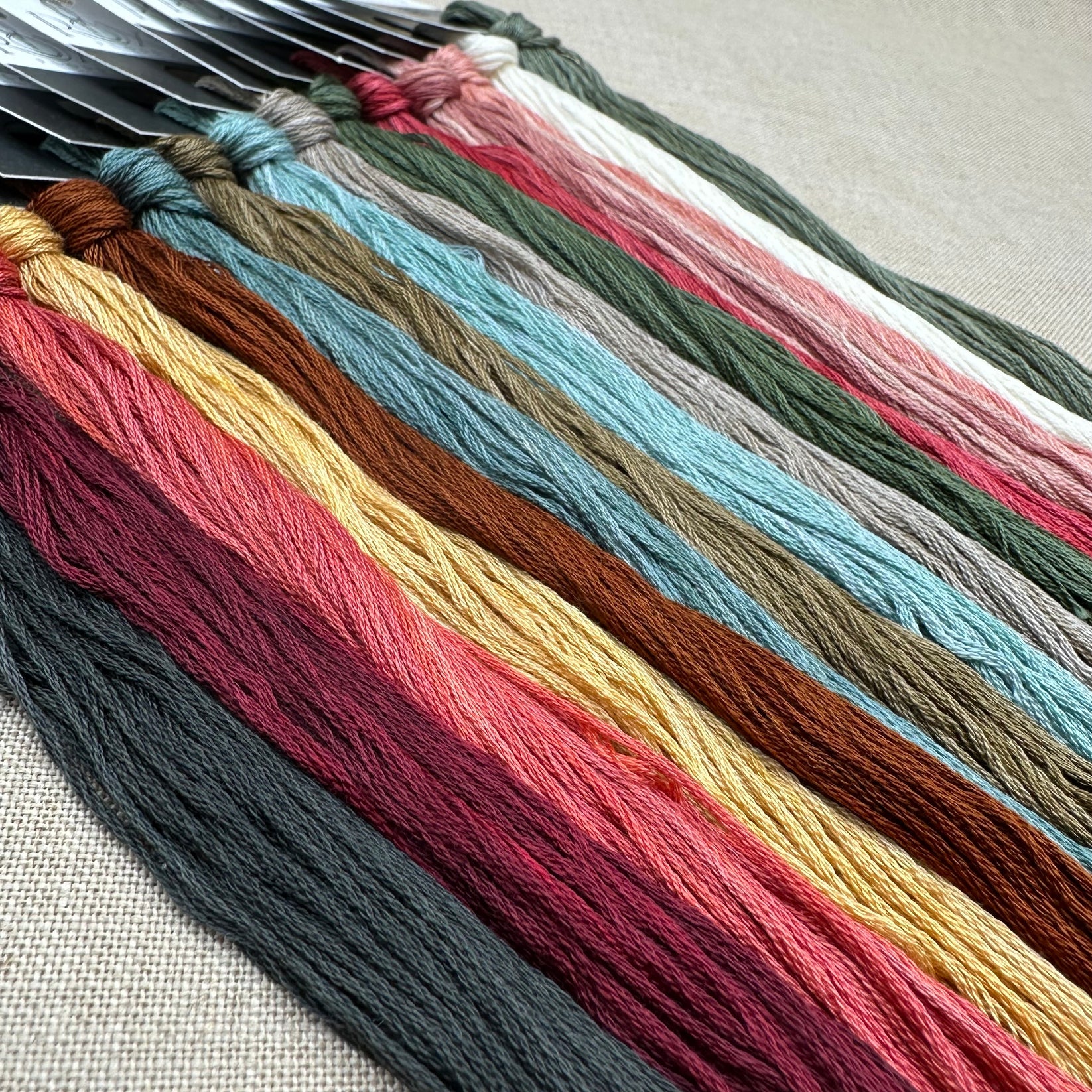 Teresa Kogut - Egg Collector - Booklet Chart and/or Roxy Floss Convers – Evertote