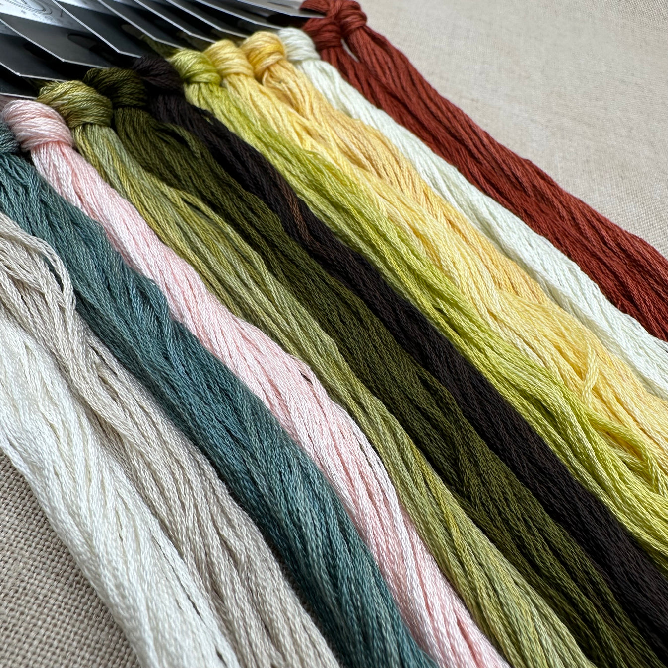 Jeannette Douglas Designs - Margreat Meadows Inspired Spools- Mini Kit – Evertote